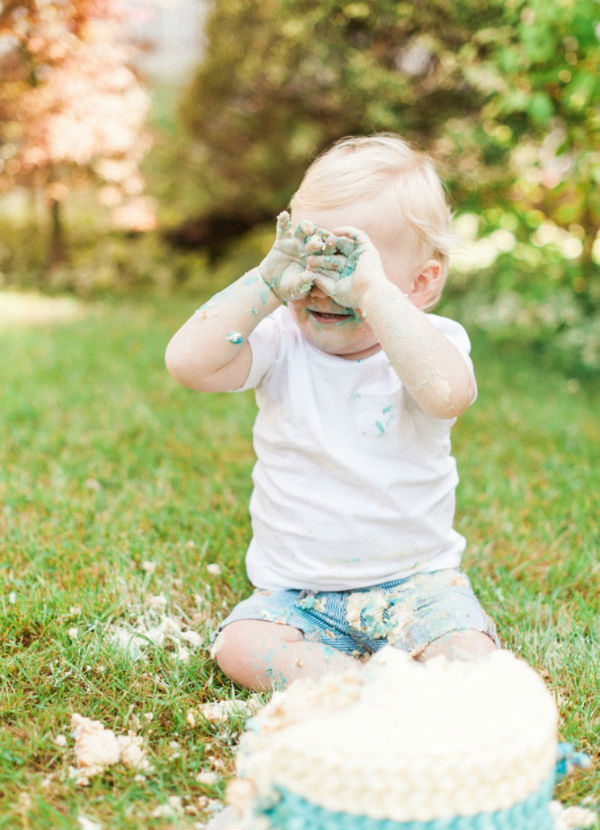 Cake smash – beautiful babes make a beautiful mess | Cakes by Robin