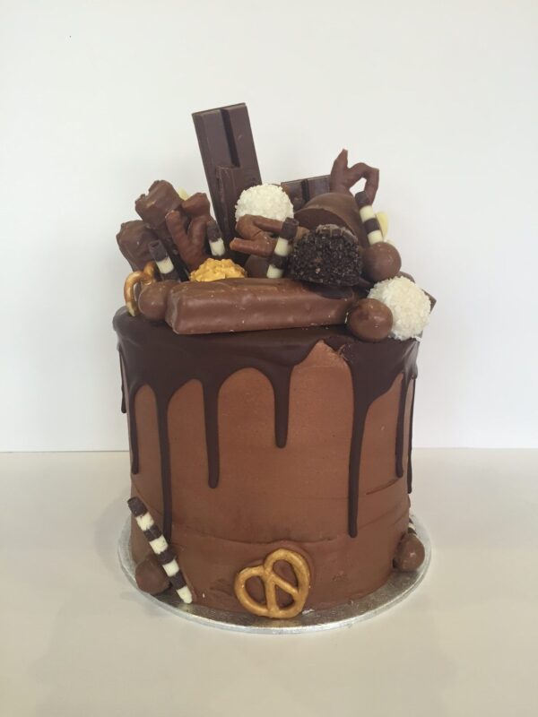Chocolate Birthday Cakes - Delivery in London | Cakes By Robin