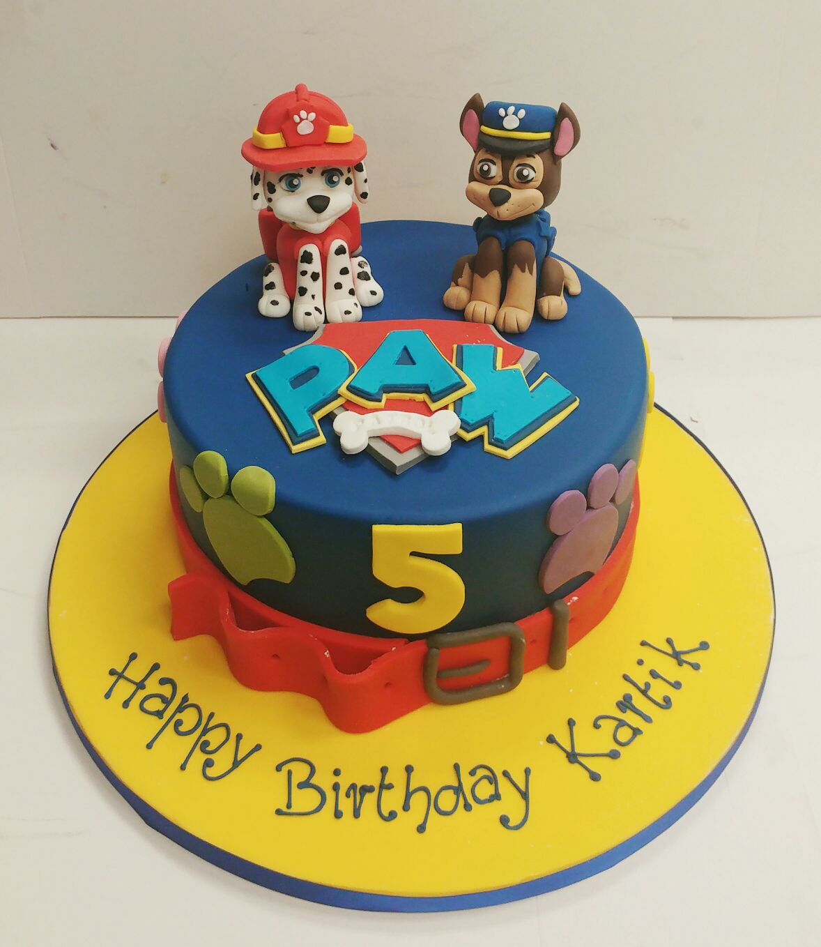 No job is too big, no pup is too small - Cakes by Robin