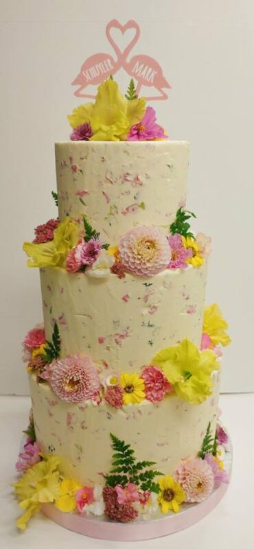 Novelty Wedding Cakes | Cakes by Robin