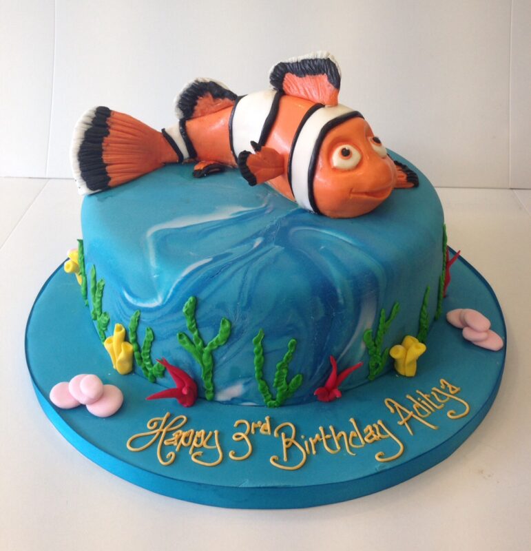 Disney Birthday Cakes | Cakes by Robin