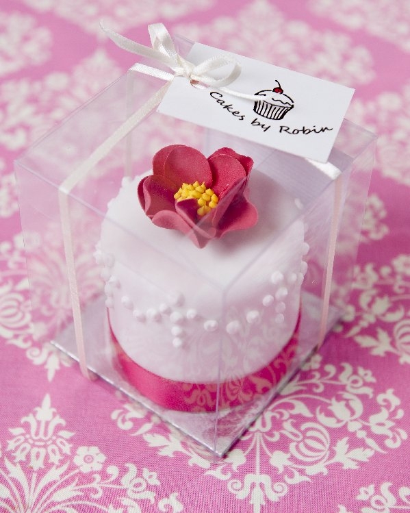 Miniature Cakes | Mini Cakes | Cakes by Robin