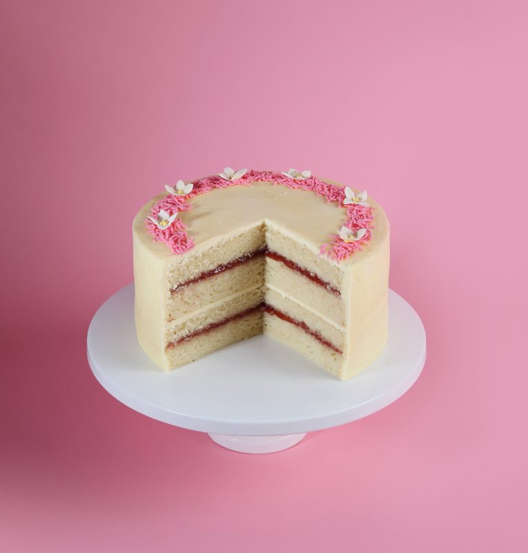 Patisserie Cakes | Naked Cakes | Cakes by Robin